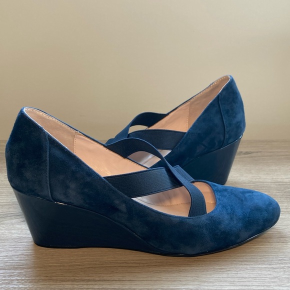 Taryn Rose | Shoes | Taryn Rose Karla Blue Suede Shoes 85 | Poshmark